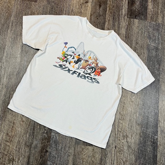 Six Flags | Shirts | Vintage 99s Six Flags Shirt Size Lxl White Looney ...
